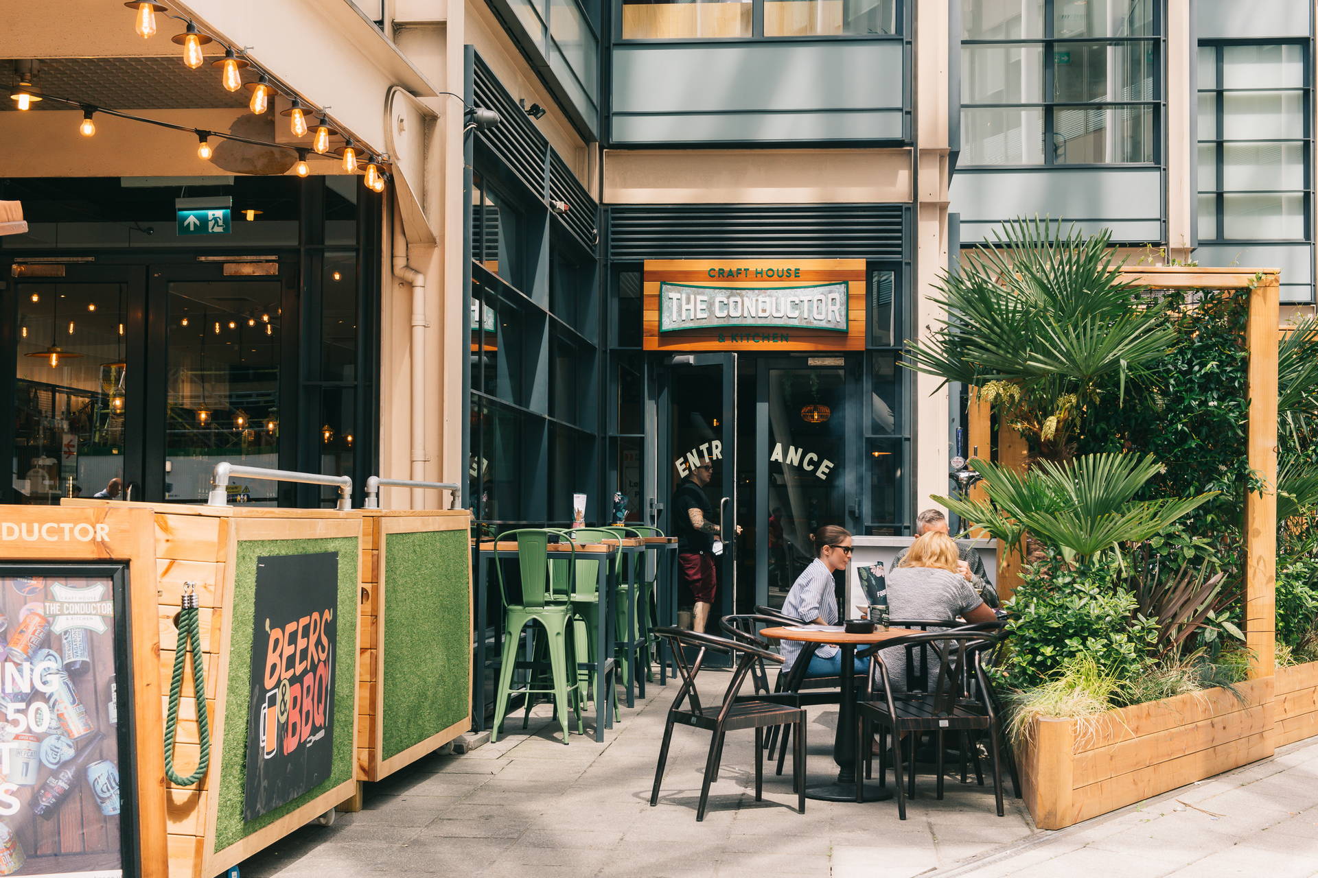 Book a Table Online at The Conductor near City Thameslink Station